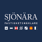 Sjöställe med anor samt brygga och sjöbod nedanför | Sjönära Fastigheter